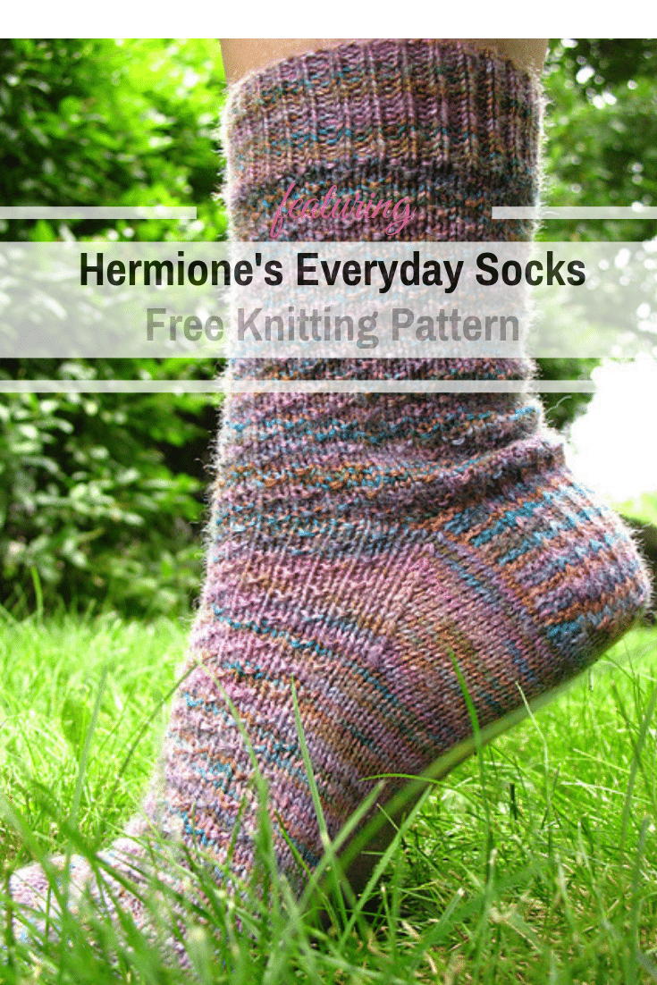 Easy Peasy Sock Pattern To Knit While Traveling Or Watching TV